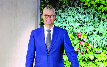 18 Jahre Energiewende: Dr. Constantin H. Alsh... | Mainova