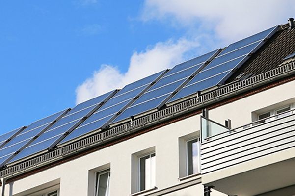 Mainova Mieterstrom – Solarstrom für Mieter